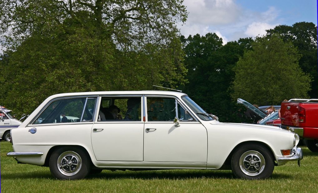 Triumph 2.5 PI MK technical specifications and fuel economy